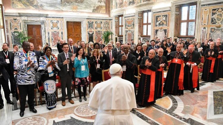 Pope Francis to Lay Ministers: Focus on Mission and Service - Where ...